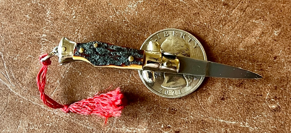 Beautiful Stag Miniature Switchblade Knife, Older Style From Italy