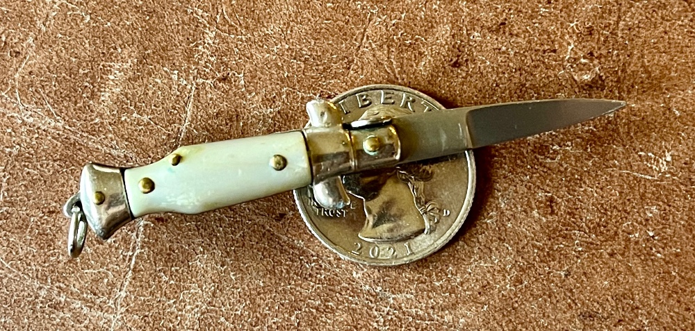 Imitation Mother Of Pearl Miniature Switchblade Knife, Older Style From ...