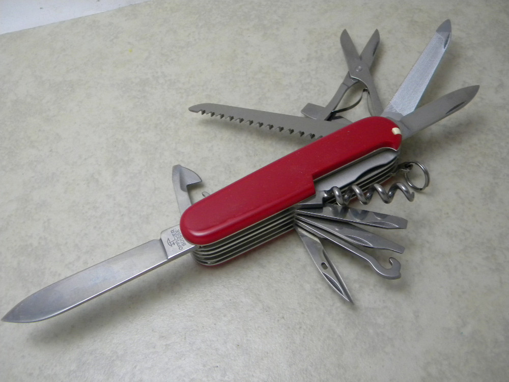 Victorinox Switzerland Ranger Multi Tool Swiss Army Knife