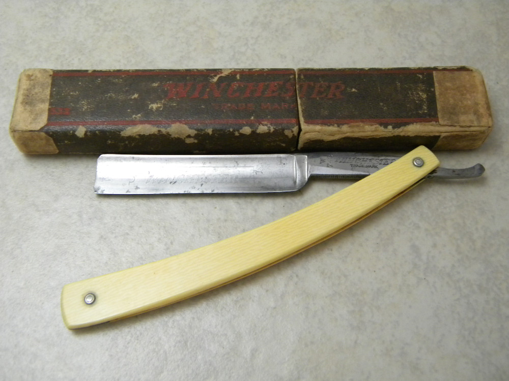 Winchester Trademark 1920-1942 Etched Straight Razor Knife in Box