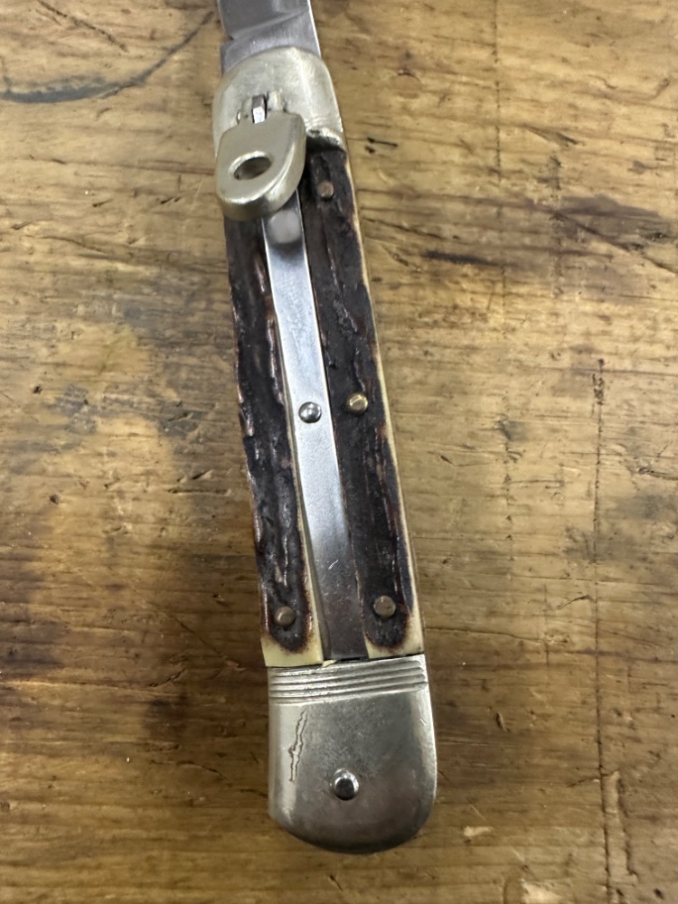 11 CM W. German stag