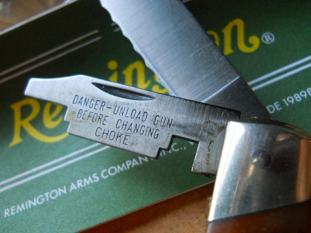 Remington R2 Waterfowl Knife Box NOS