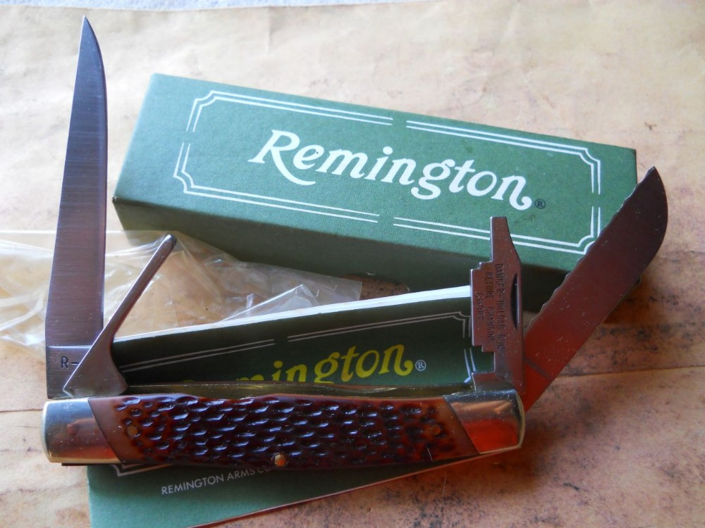 Remington R2 Waterfowl Knife Box NOS
