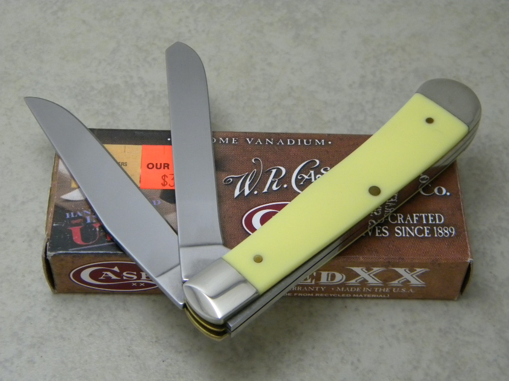 Case XX USA 2011 Yellow 3254 CV Trapper Knife in Box