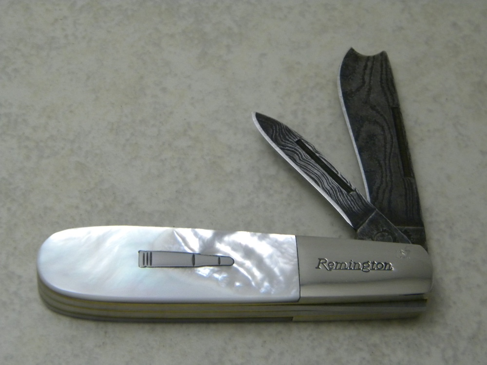 Remington Bullet USA 2009 Pearl Damascus RB474-D The Veteran Razor ...