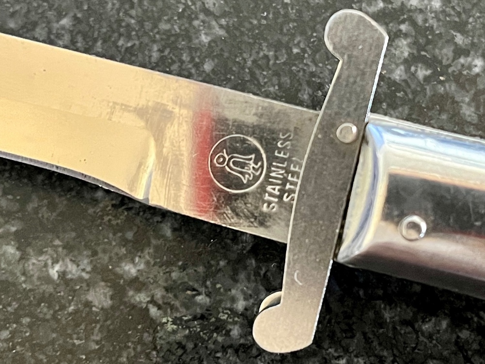 Rare Rizzuto Estileto Milano Variation Switchblade Knife, Penguin On Tang