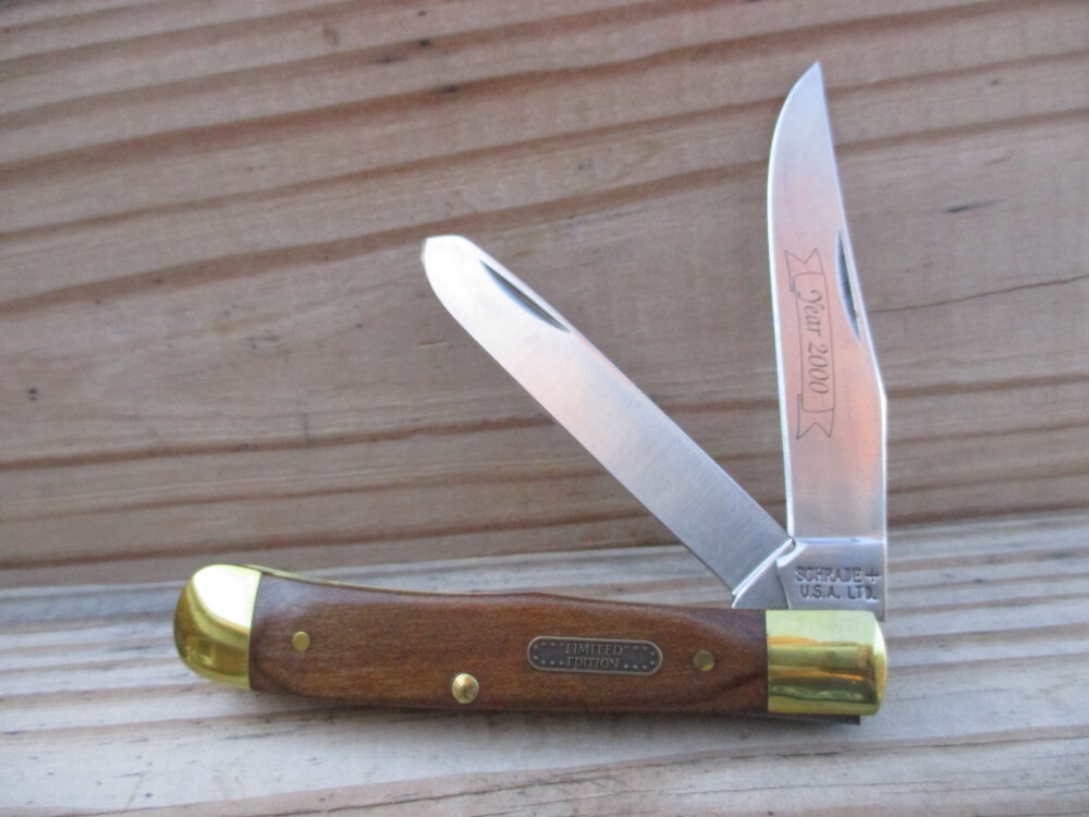 Schrade USA Trapper and Oak Display Box
