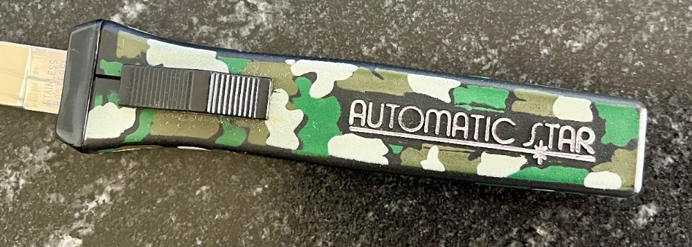 Vintage Camo AUTOMATIC STAR Out The Front Switchblade Knife, Korea