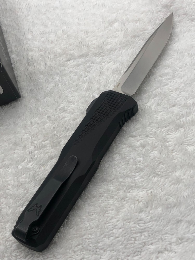 Benchmade 4600 Phaeton Double Action Spine Fire Out The Front Automatic ...