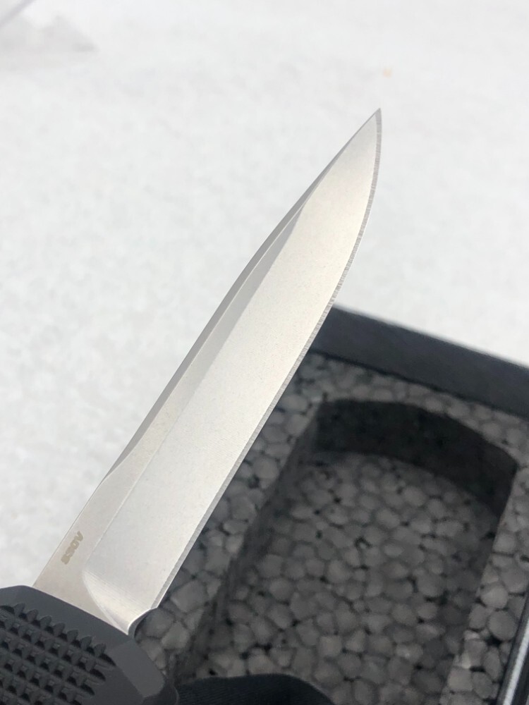 Benchmade 4600 Phaeton Double Action Spine Fire Out The Front Automatic ...