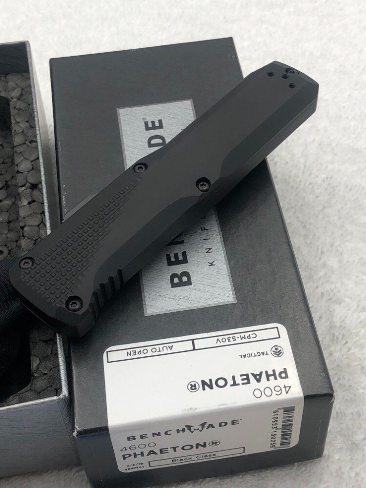 Benchmade 4600 Phaeton Double Action Spine Fire Out The Front Automatic ...