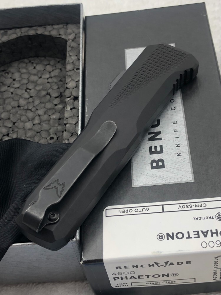 Benchmade 4600 Phaeton Double Action Spine Fire Out The Front Automatic ...