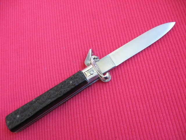 Vintage Italian Maserin & De Nardo Fulcrum Shell Puller Switchblade Knife
