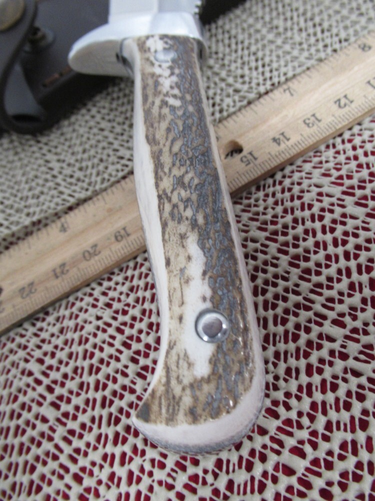 Hen & Rooster Stag Handle Fixed Blade Model # HR4903 Spain