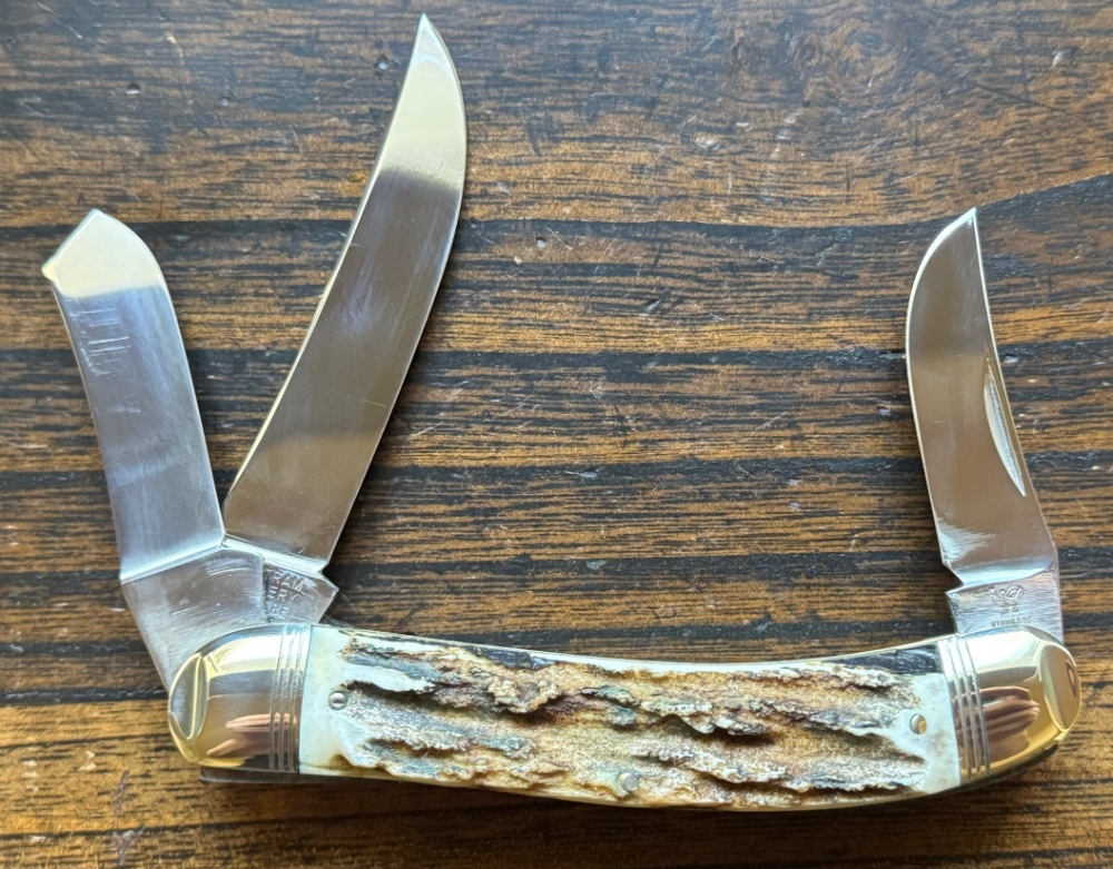 Hen & Rooster Master Cuttin Horse 3-Blade 1994 Crazy Stag