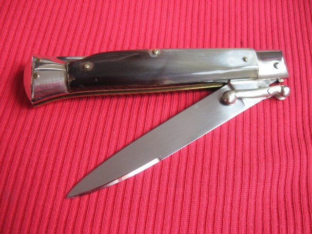 Vintage 1960's Italian "INOXID" Swing Guard STILETTO Switchblade