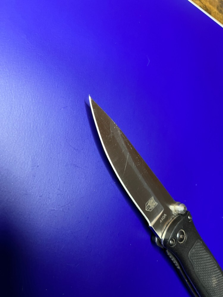COBRATECH Quick Strike Hidden Release Knife