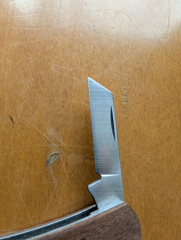 Camillus Silver Sword 832 mini-stockman 3 blade knife