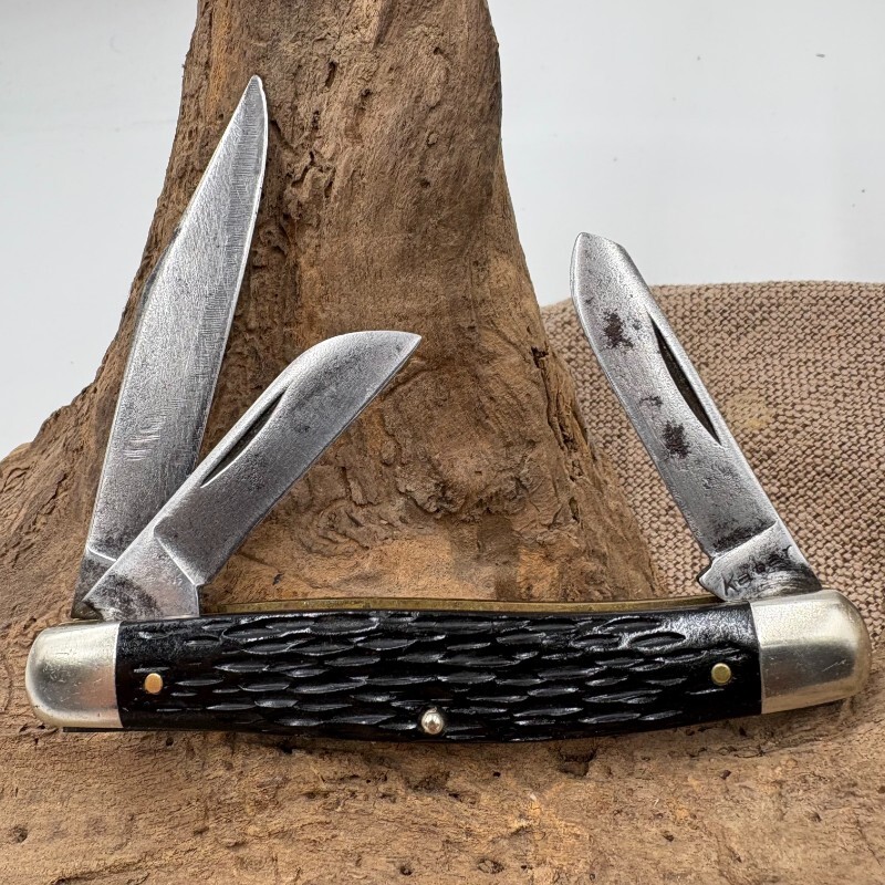 Vintage KA-BAR Stockman 3 Blade Black Handle Traditional Pocket Knife (105)