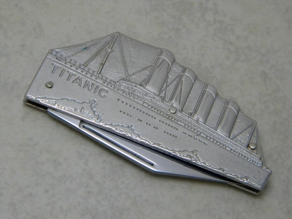 Unbranded Metal Titanic Figural Knife