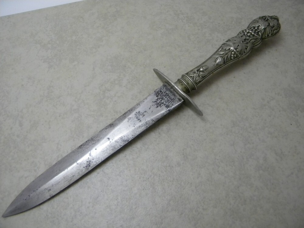 Vintage IXL George Wolstenholms Celebrated Cutlery Fixed Blade Knife