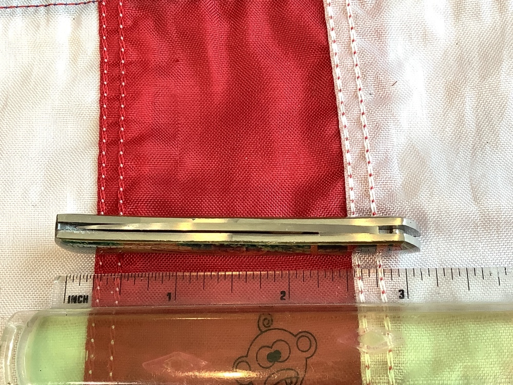 Case xx 1984 Medium Lockback (mdl# 059L SS) w/ Large Brown Bear in ...