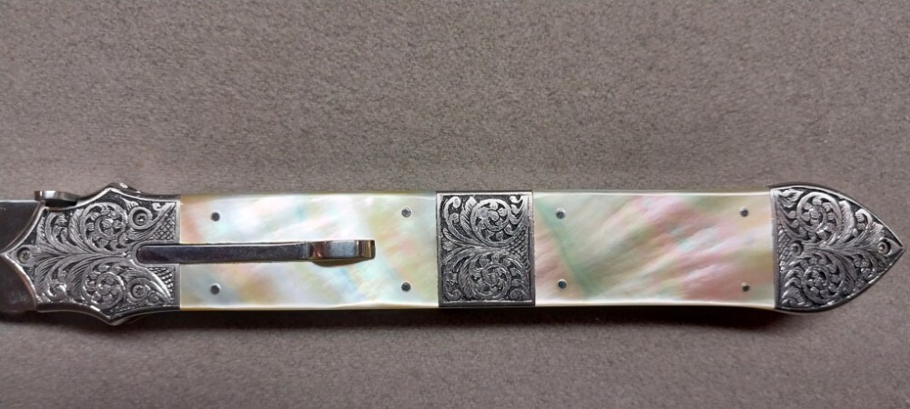 Custom handmade Gold-lip Mother of Pearl Dagger Blade Switchblade