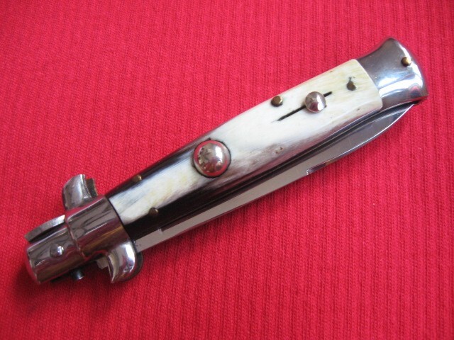 Vintage TRANSITIONAL 7" Italian STILETTO Horn Switchblade Knife.