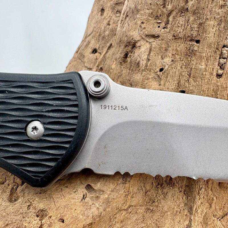 Gerber Fast Draw Spring Assisted Plain Edge Folding Pocket Knife 1911222A (201)