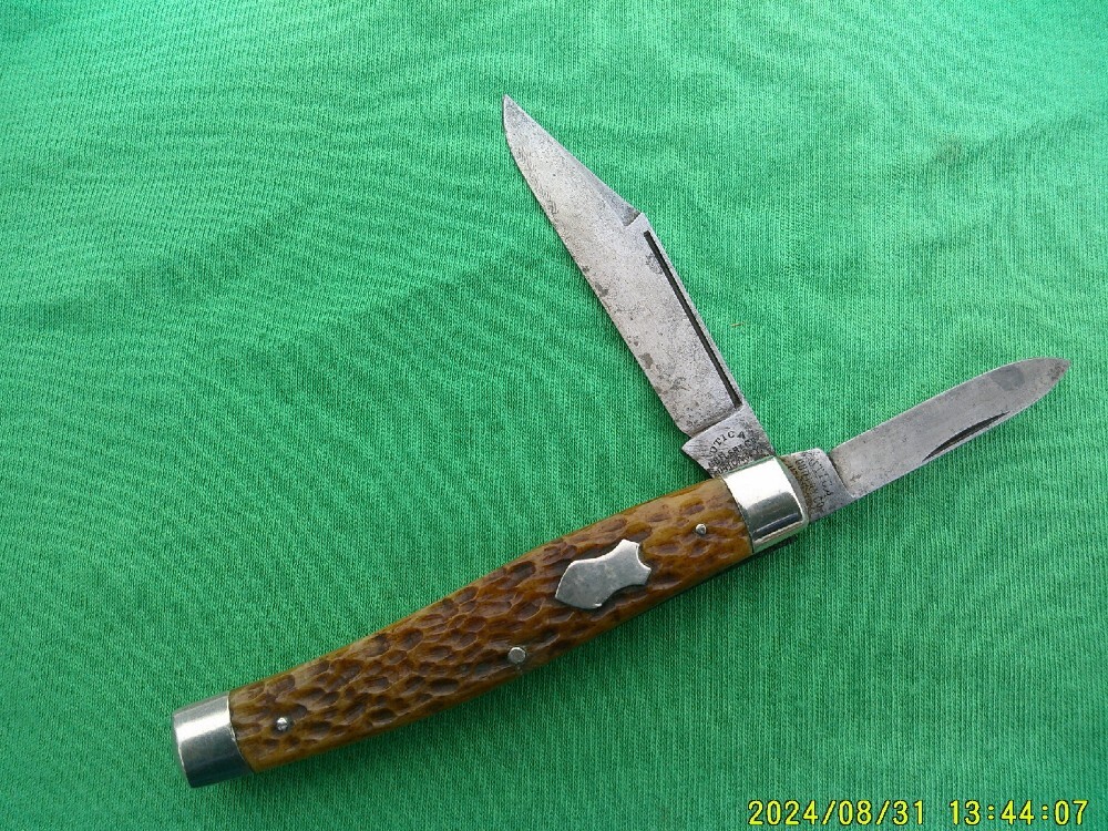 UTICA (Arch) Cutlery Co , Utica NY Bone Stock Jack