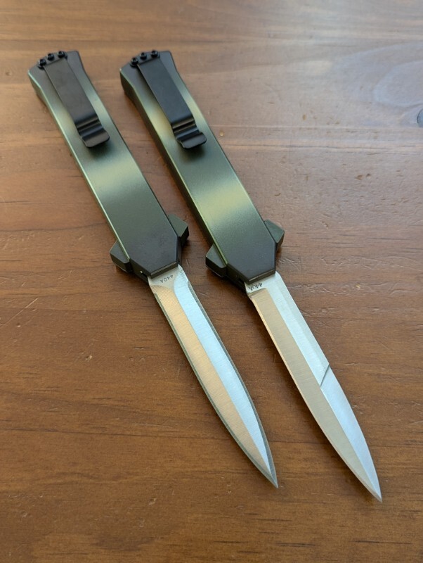 AKC MADE IN MANIAGO ITALY CAMOUFLAGE F-16'S OTF SET, 1 SATIN DAGGER, 1 SATIN BAYONET...NEW
