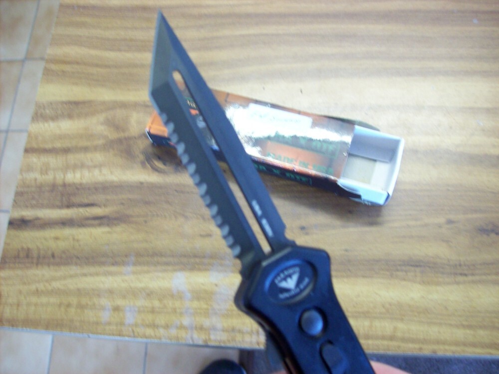 Paragon X OTF Automatic U.S.A. Tanto Fully Serrated W/Safety All Black ...