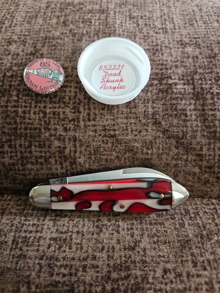 Gec 85 Dead Skunk Acrylic