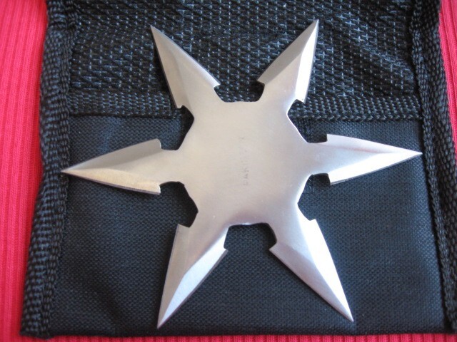 Vintage Throwing Star with Pouch