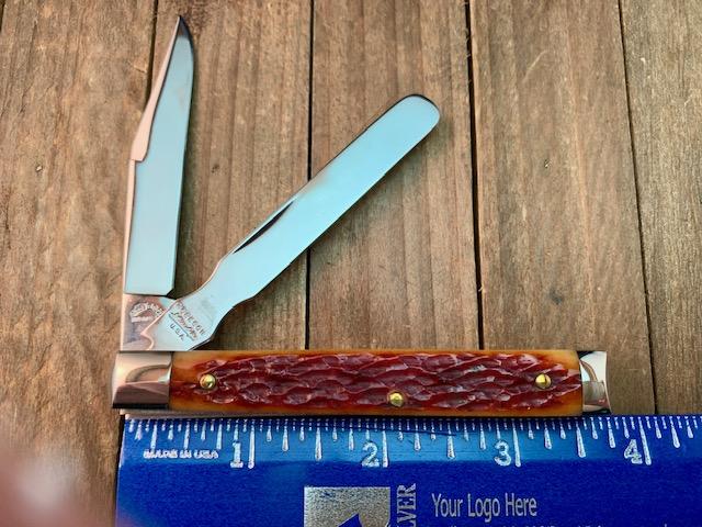 Robeson Shuredge by Queen Doctor’s Knife Carmel Jigged Bone