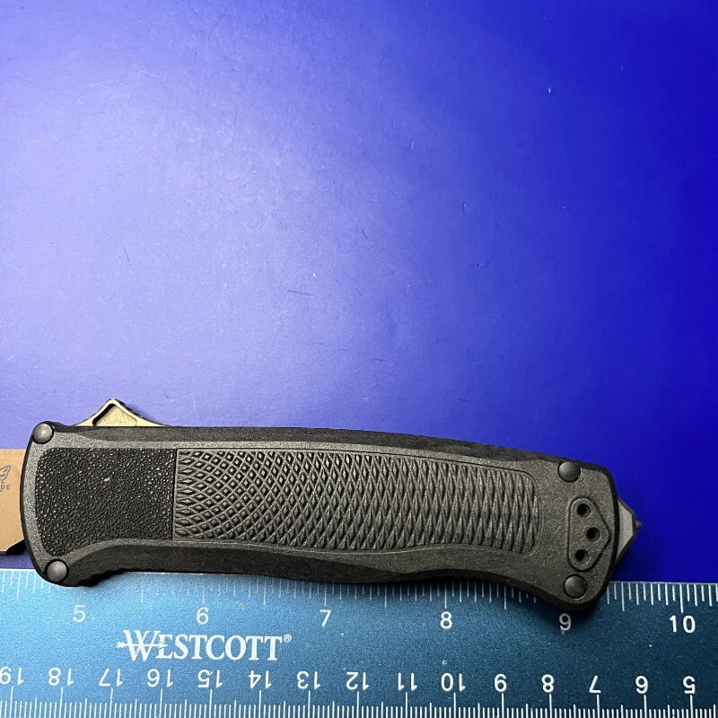 Benchmade Shootout OTF Automatic Knife 5370 Black and Tan