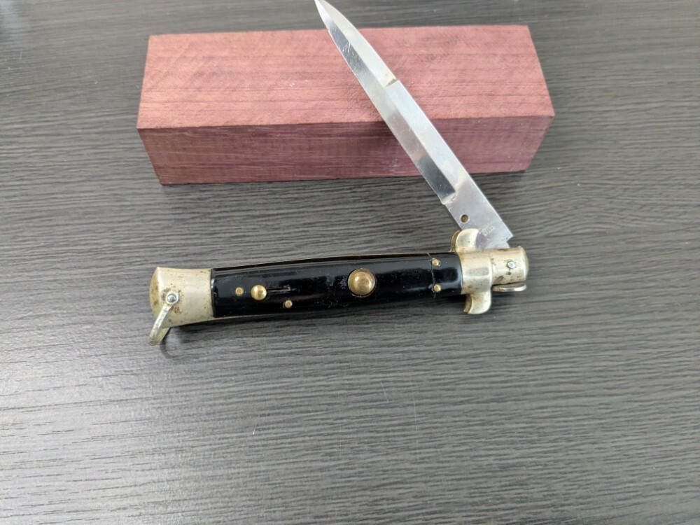 Rizzuto Estileto Milano Fixed Guard Picklock Switchblade