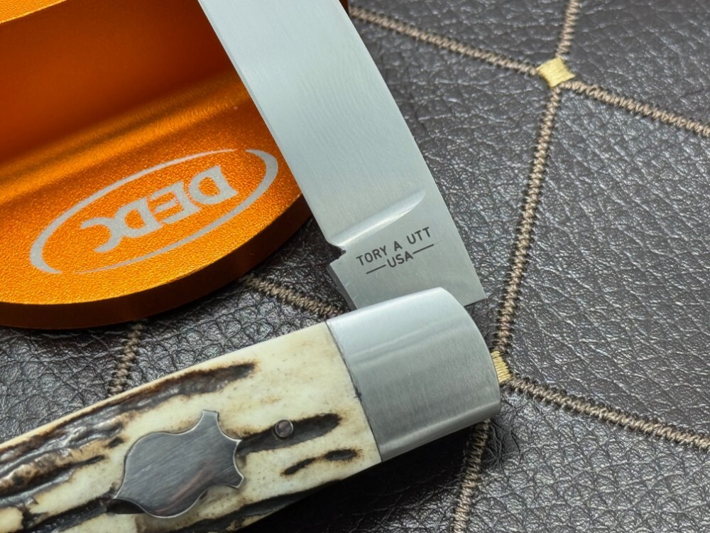 SACRED BEAR "TORY UTT" CUSTOM STAG SWAY BACK CPM 154 KNIFE