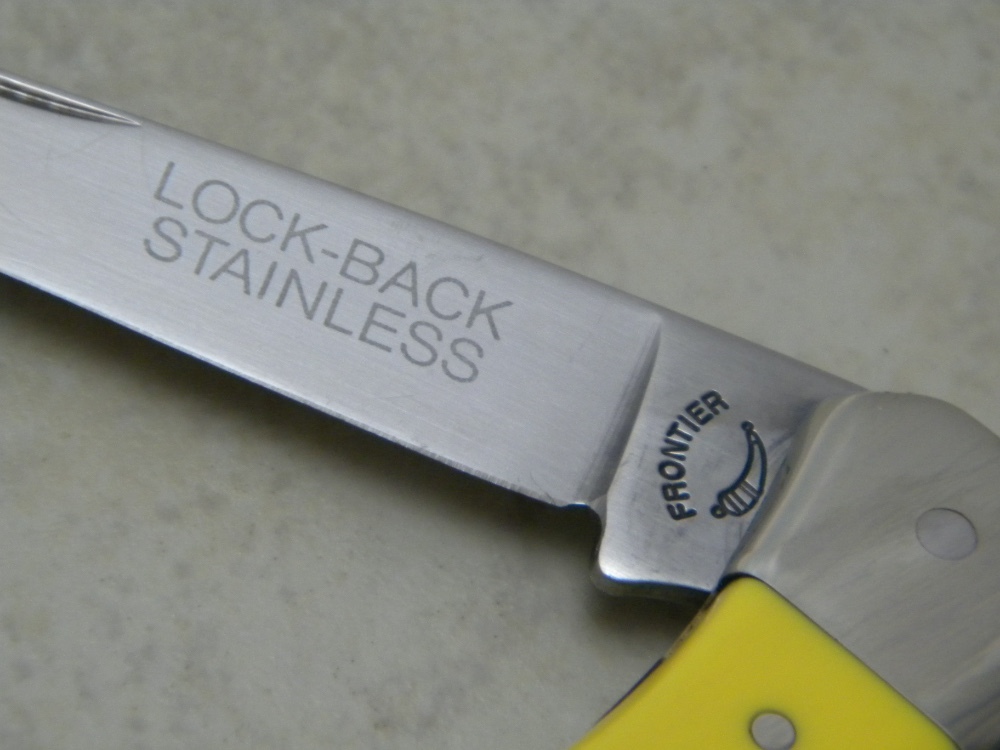 Imperial USA Stainless 4513 Frontier Yellow Lockback Knife NIB