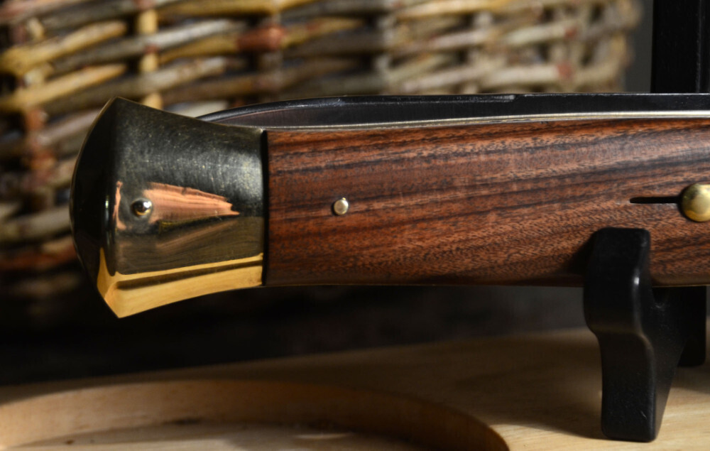 18 inch / 45cm Rostfrei Italy Stiletto - Beautiful Behemoth