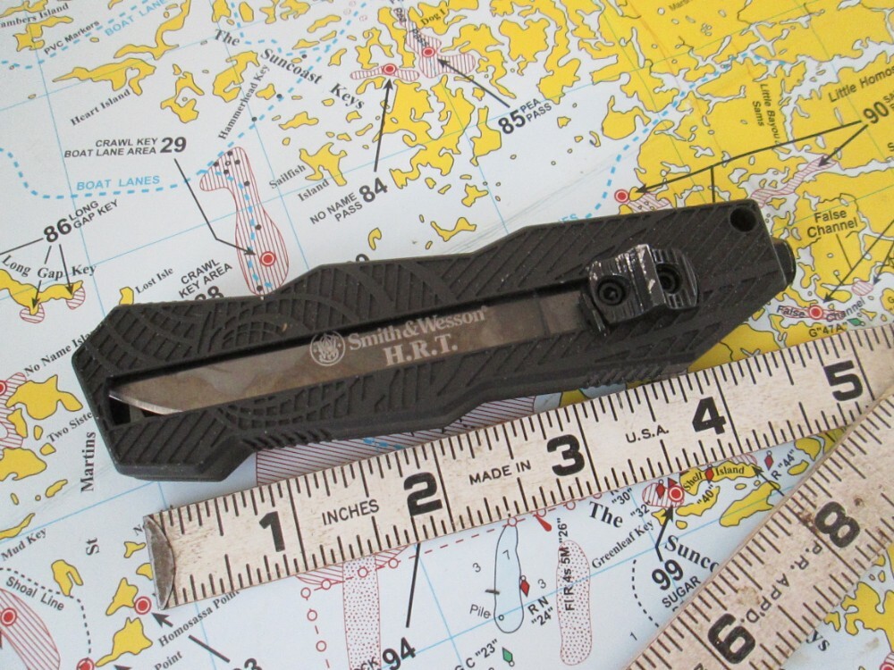 SMITH & WESSON HRT SWOTF2DBS Out The Front Automatic Knife