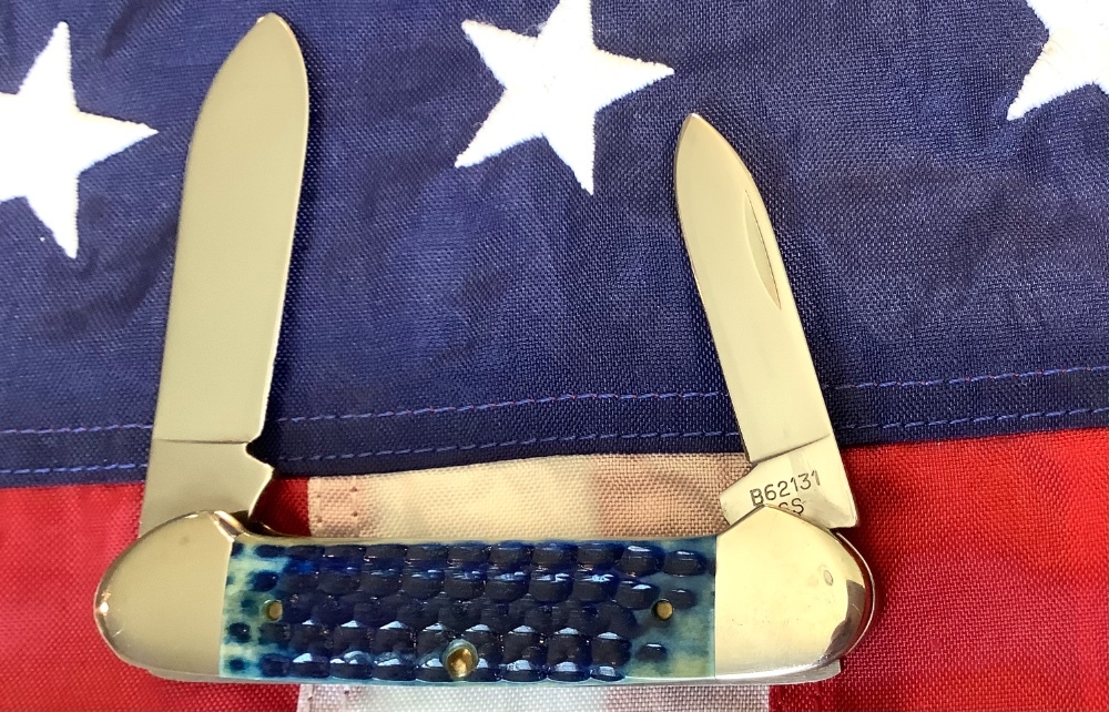 Case xx 1989 Canoe w/ Nice Blue Bone Handles (mdl# B62131 SS) with ...