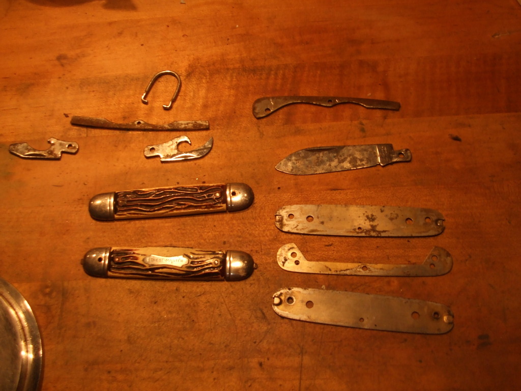 Colonial Forest Master - All About Pocket Knives